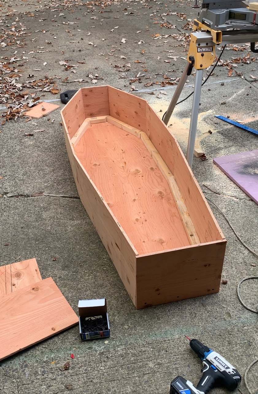 DIY Casket - Build and Create Home