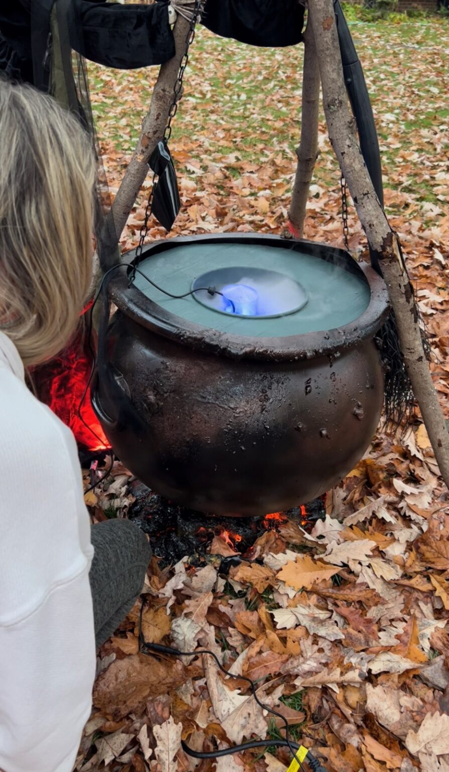 DIY Witch Cauldron - Build and Create Home
